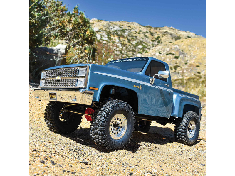 Axial 1/10 SCX10 III Base Camp Chevrolet K10 1982 4WD RTR | MIBOSPORT